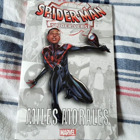 Marvel | Other | Spiderman Miles Morales Graphic Novel | Poshmark